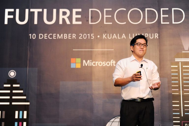 About - Dr. Lau Cher Han